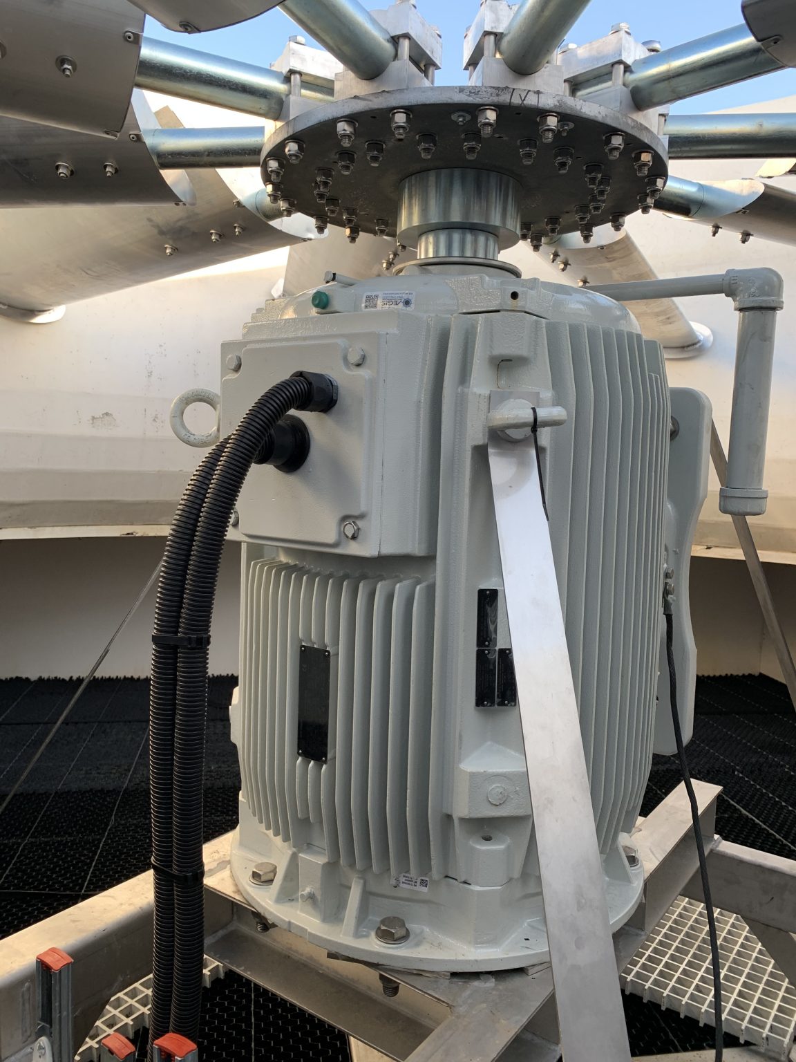 Permanent Magnet Motors : the zero maintenance solution - Jacir